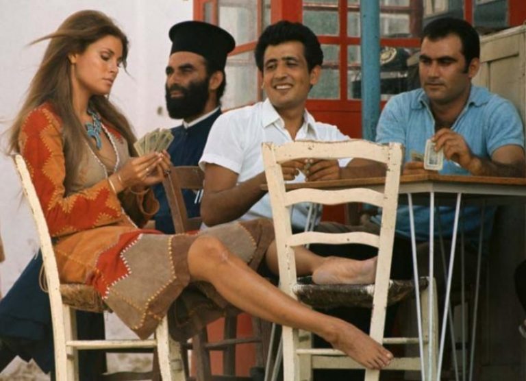 Raquel Welch Is 82 But She Isn't Done Just Yet | HorizonTimes